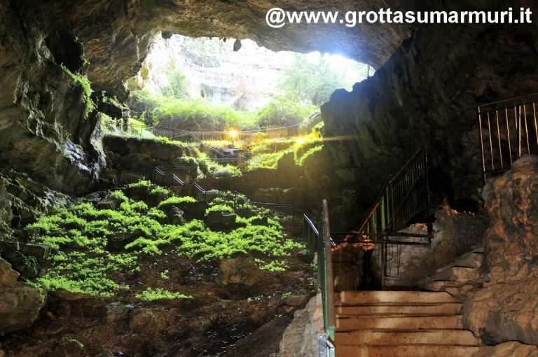 Explore Sardinia's Underground: The best 7 caves to visit in Sardinia