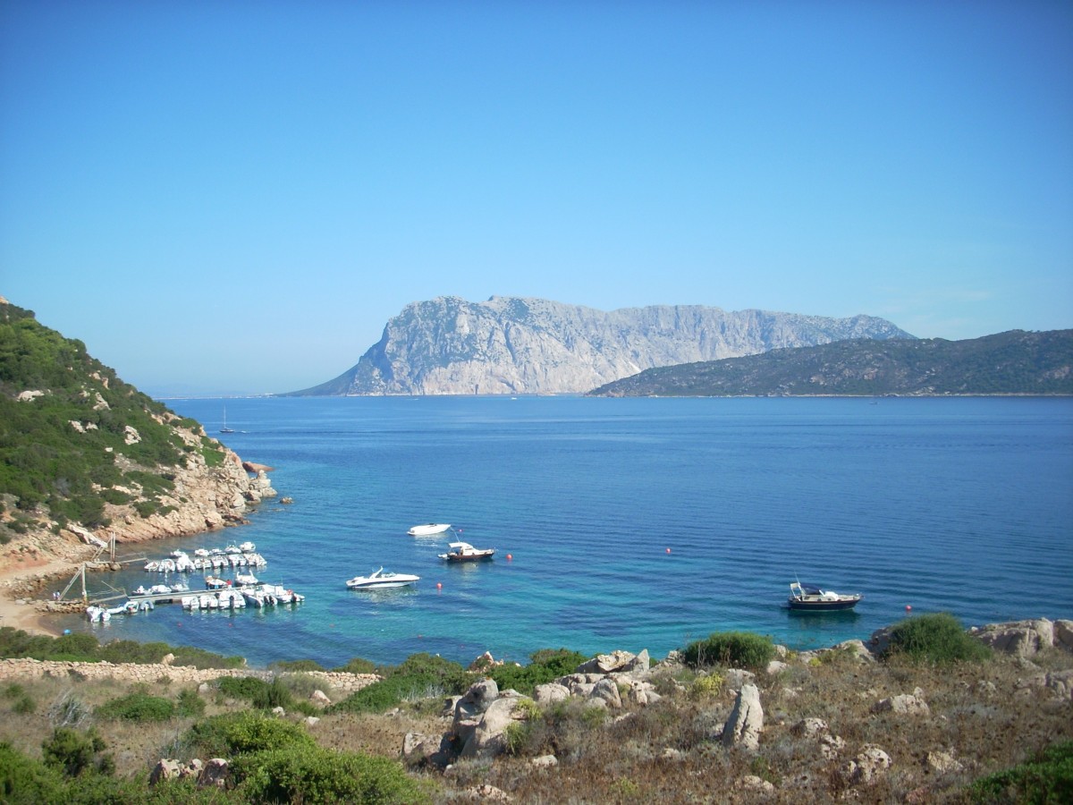Discover the beautiful beaches around Olbia in North Sardinia